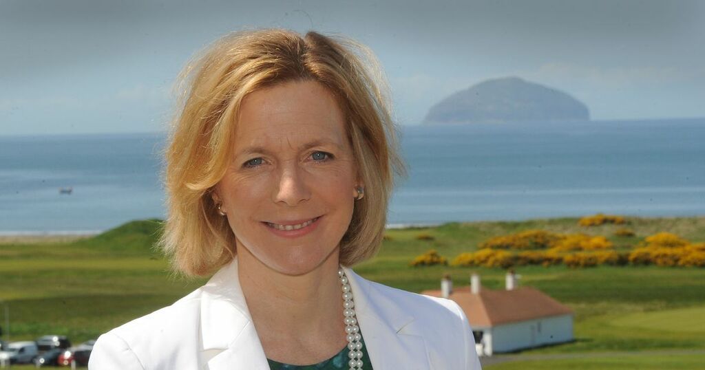 Hazel Irvine's secret wedding to husband, happy…
