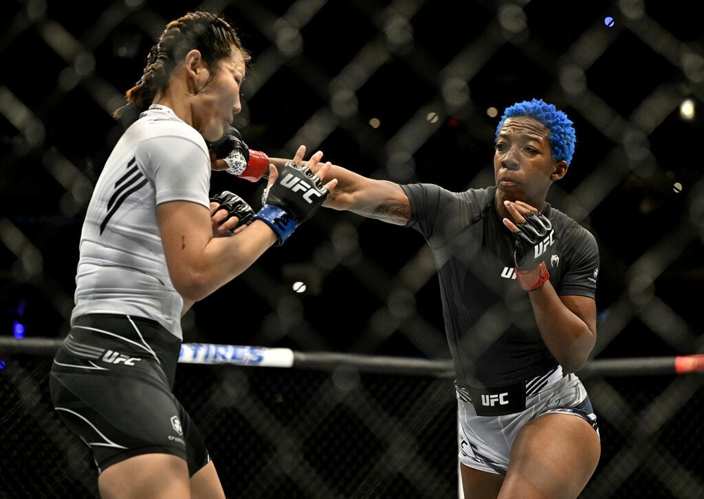 Joselyne Edwards def. Ji Yeon Kim at UFC 277: Best…