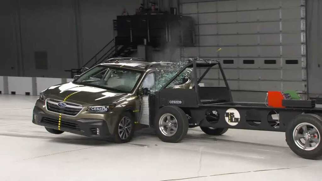 Most Midsize Cars Fail New IIHS Side-Impact Crash…
