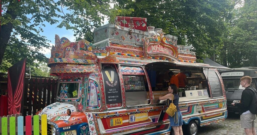 We tried Edinburgh's incredible pop-up Indian food van…