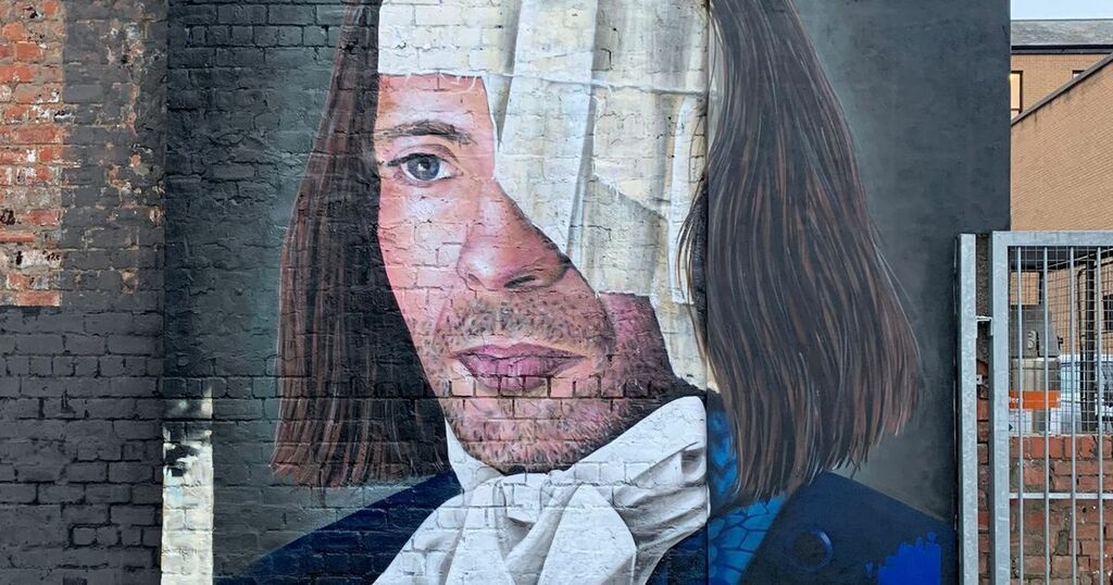 Glasgow graffiti artist Rogue One unveils new city…