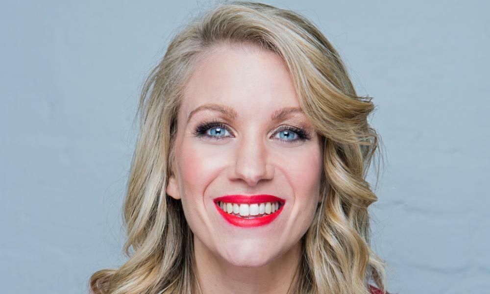Rachel Parris review – the smiling assassin gets up…