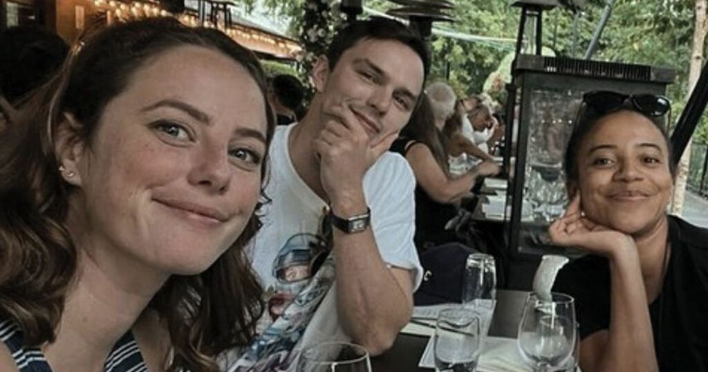 Skins fans go wild as original cast reunite for…