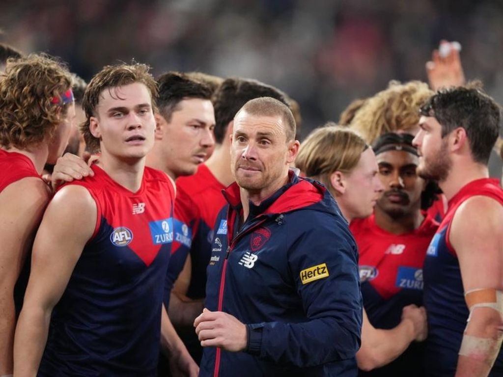 Melbourne AFL flag defence on track: coach