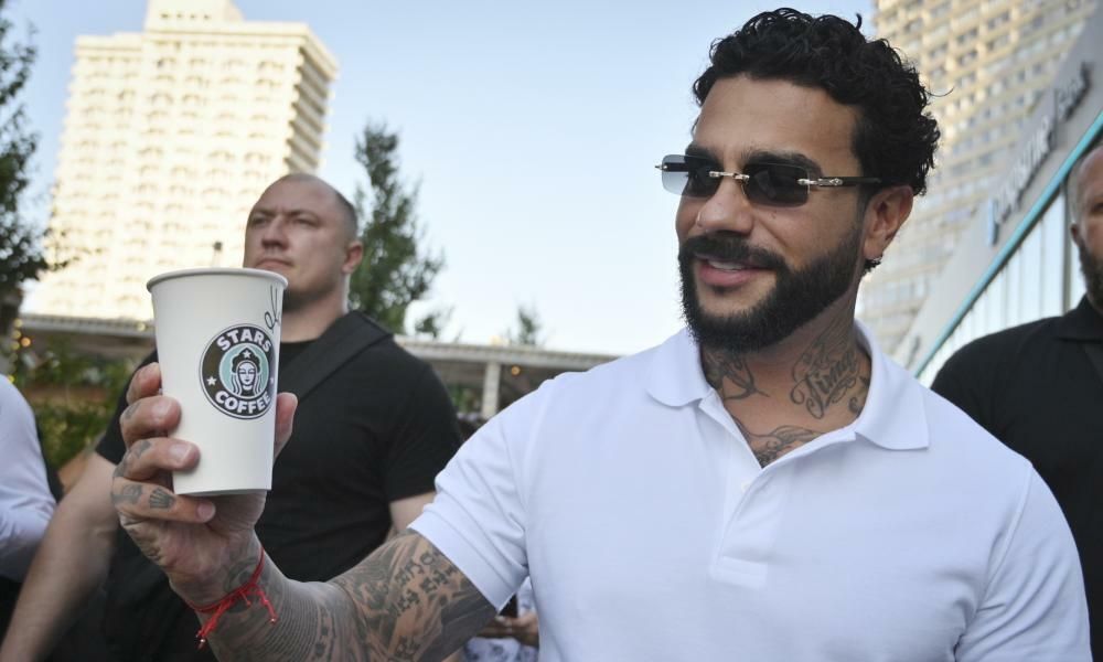 Pro-Putin rapper reopens former Starbucks coffee shops…