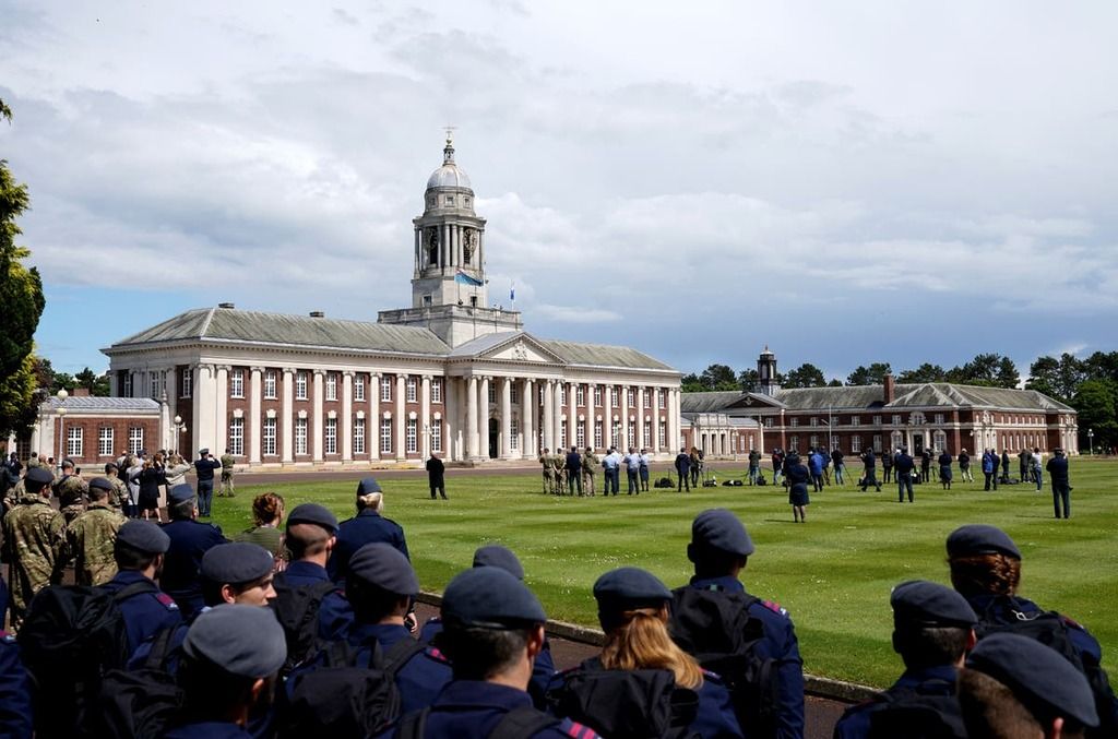 RAF recruitment head quit ‘over order to prioritise…