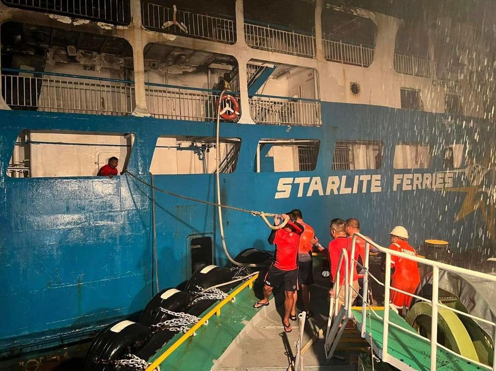 Philippines: All 85 people from burned ferry safely…