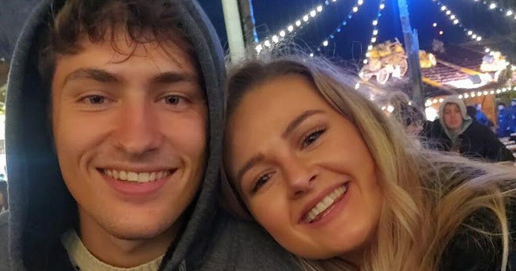 'I flew 7,000 miles to Hawaii for a Tinder date - and…