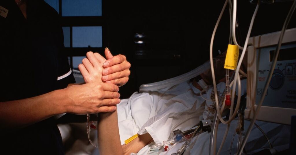 Patient who 'came back from the dead' reveals what…