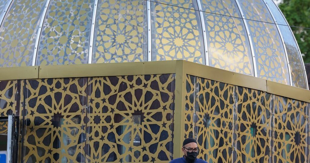 Easton Jamia Mosque opens its doors as part of…