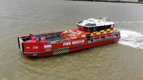 London Fire Brigade unveils new fire fighting boats to…