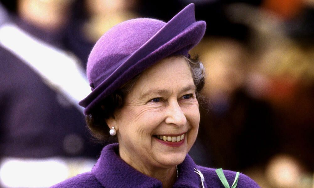 The Queen as style icon: colours solid and bright as a…