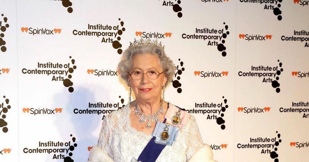 Queen lookalike gives up her job after 34 years as…