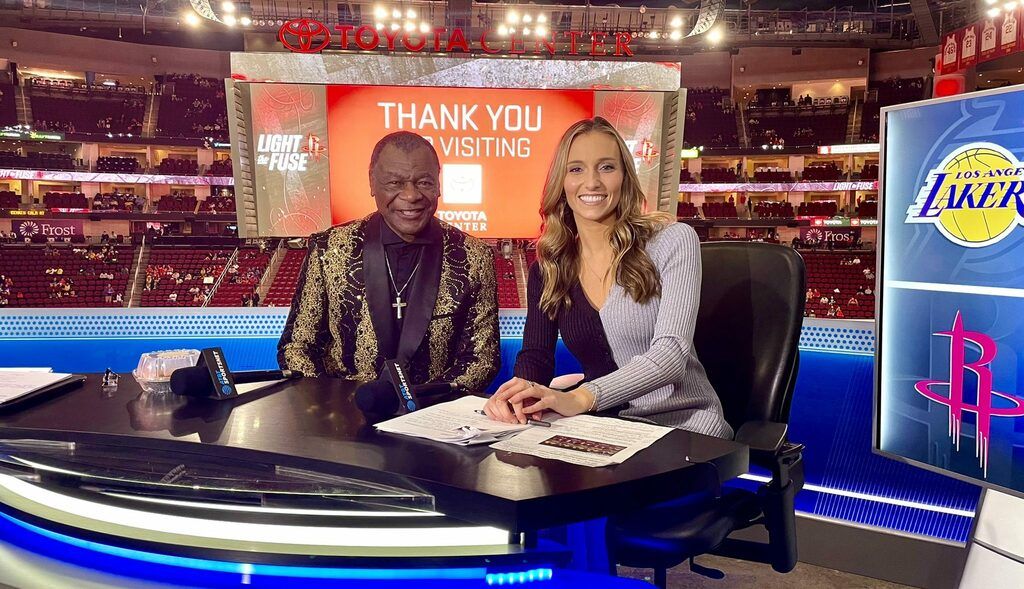 Rockets to have new courtside TV reporter as Cayleigh…