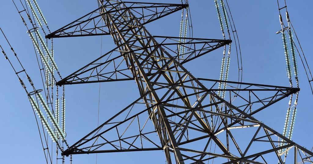 High voltage cable fault causes power cut for 1200…