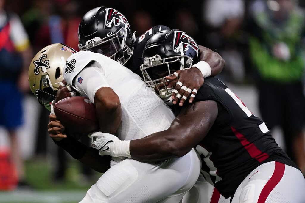Watch: Falcons DL Grady Jarrett sacks Saints QB James…