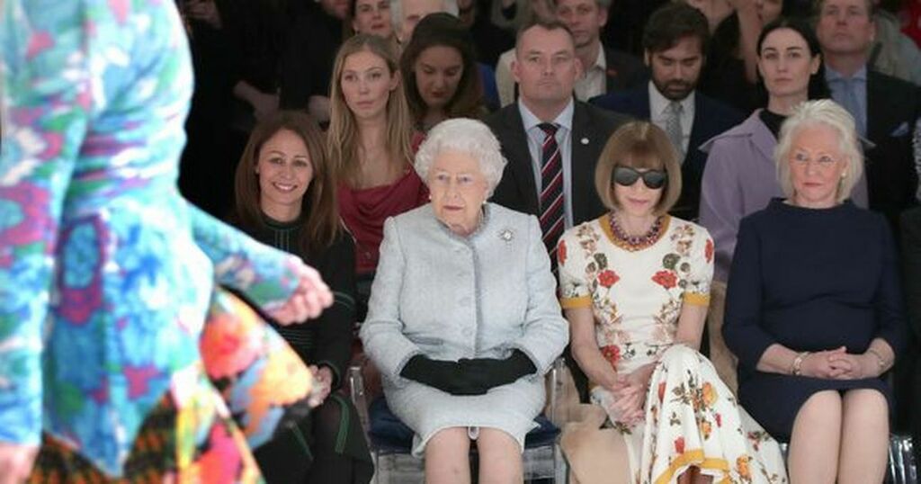 Queen's incredible heartfelt gesture to closest staff…