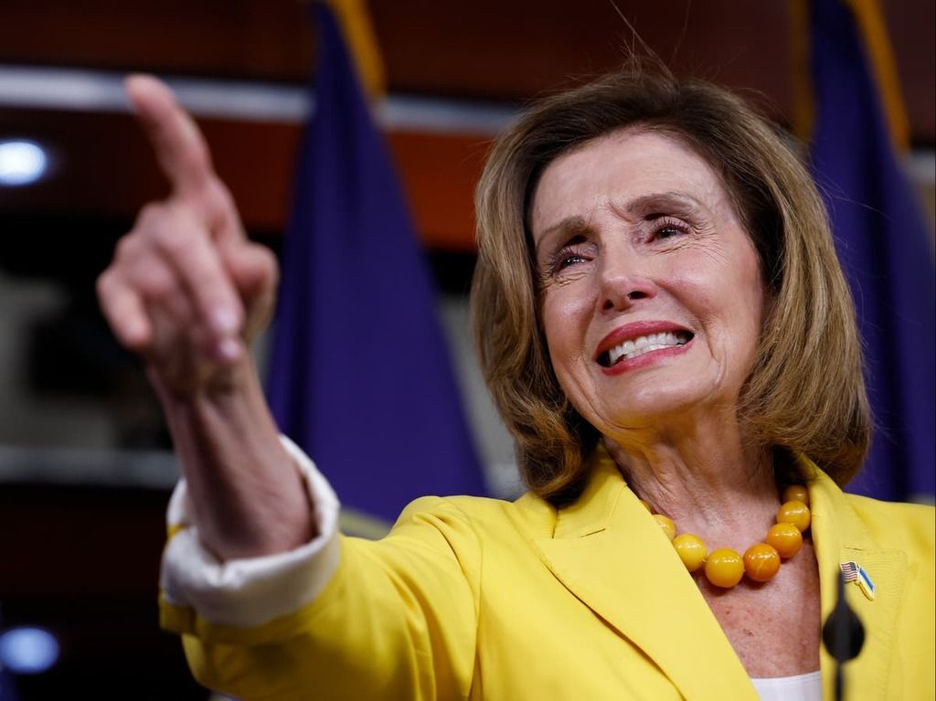 Nancy Pelosi lauded as ‘patron saint of shade’ for…