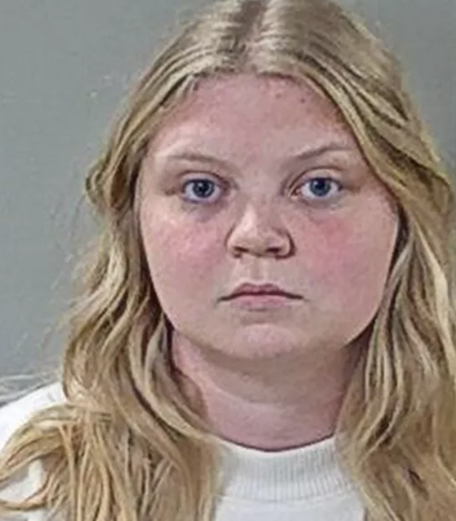 Fifth grade teacher accused of sex crimes for posting…