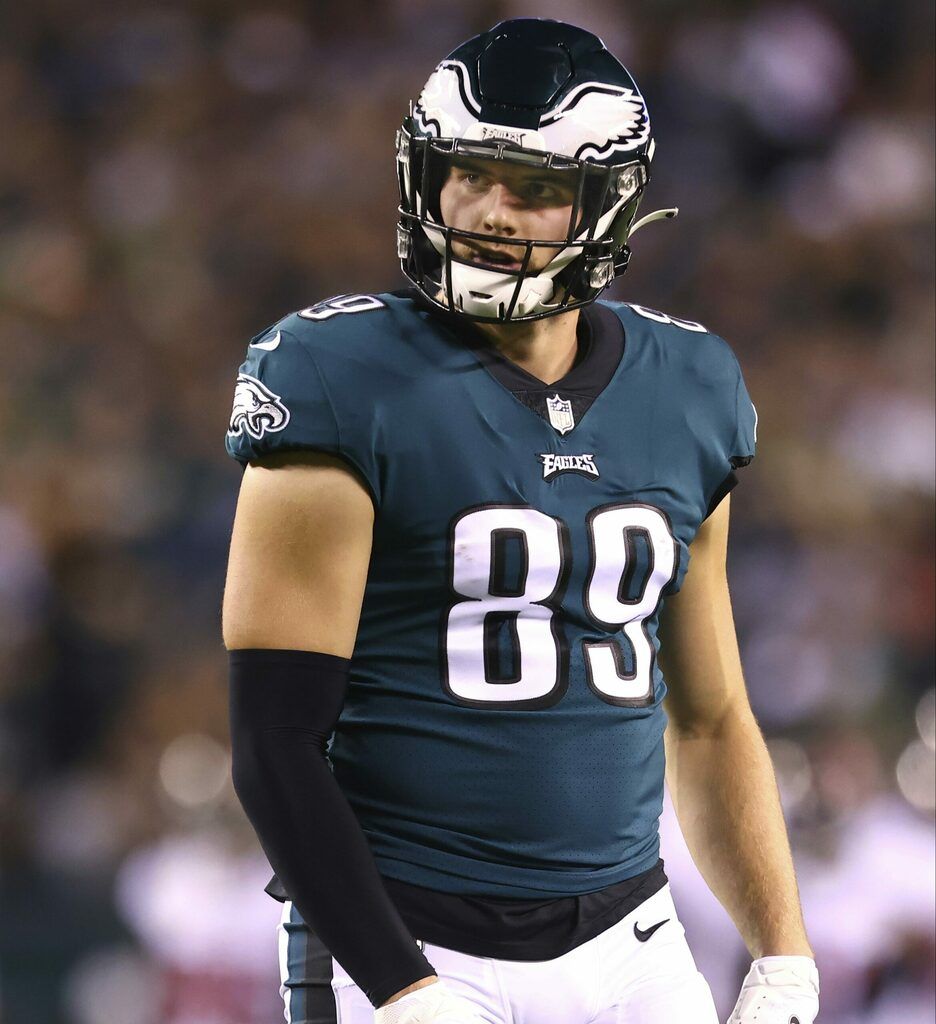 Eagles-Vikings Week 2 injury report: Jack Stoll listed…