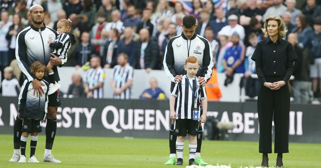 NUFC fans, players and owners in emotional tribute to…