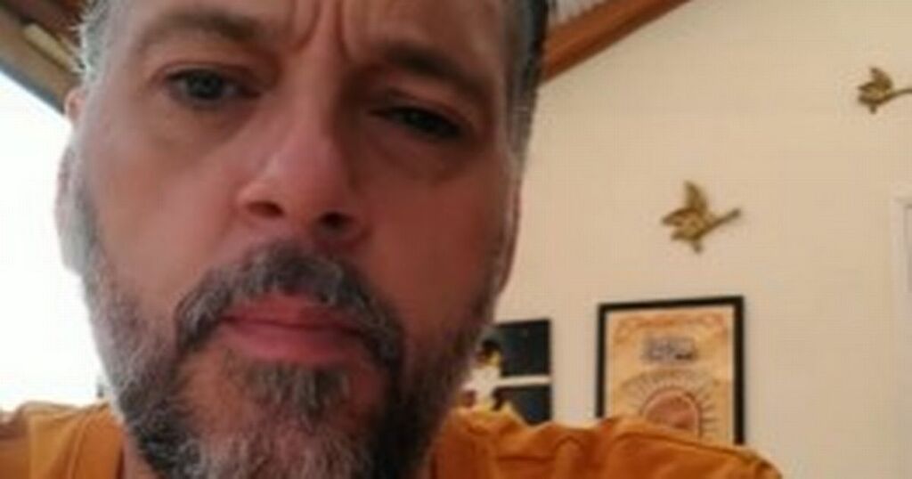 Iain Lee sends a powerful message to Alex Belfield…