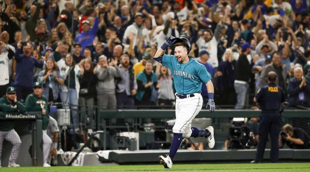 Sports Illustrated - Mariners Broadcasters’ Amazing…