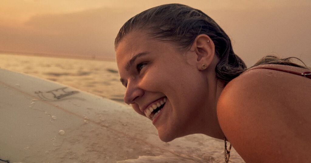 OnlyFans model gives fans control of her life - and…