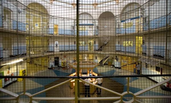 Prison officers taken hostage in Suffolk jail, report…