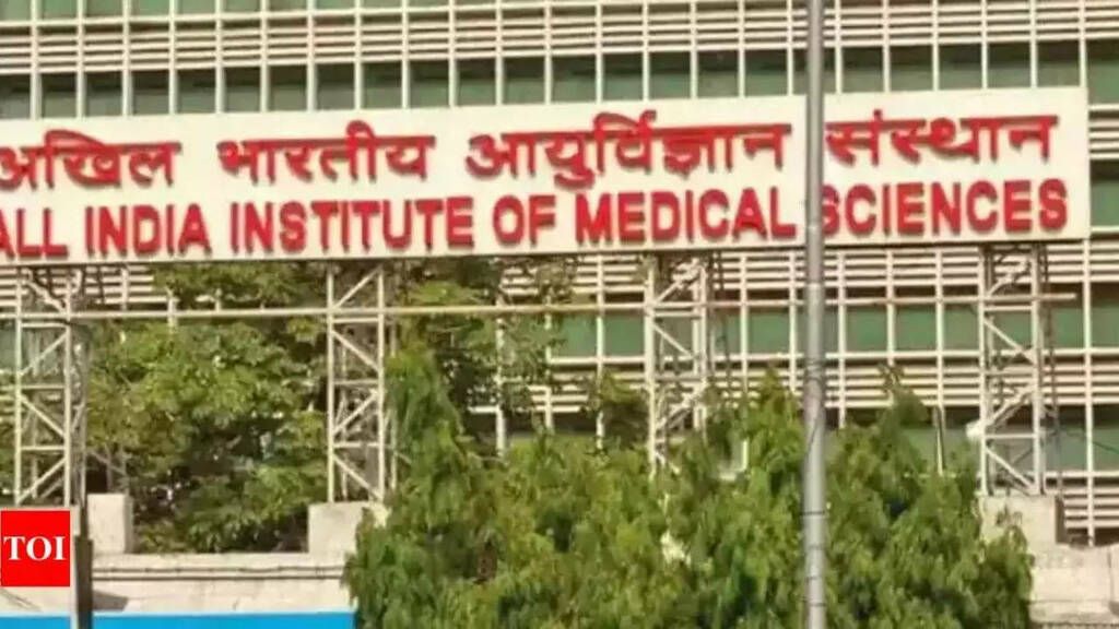 AIIMS makes it mandatory for staff to wear uniforms…