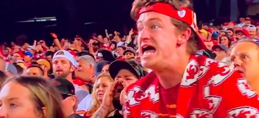 A furious Chiefs fans screaming at the refs quickly…