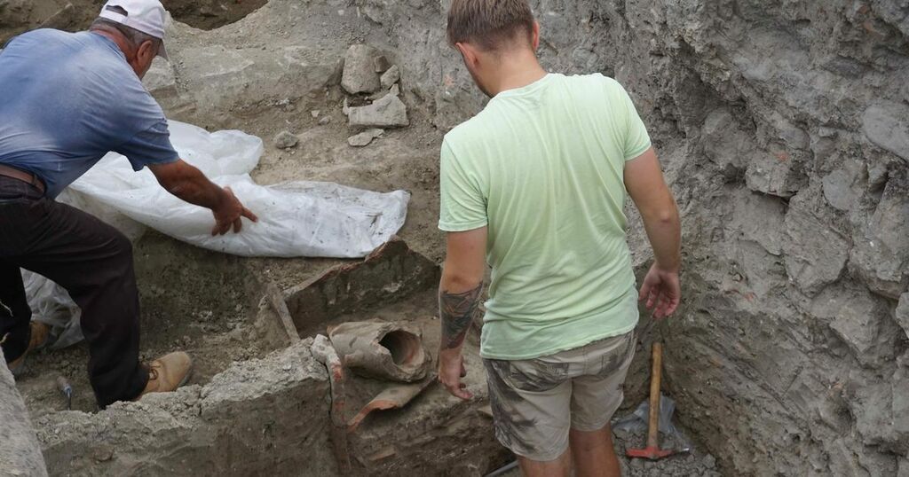 Ancient fridge dug up in former Roman camp - and it…