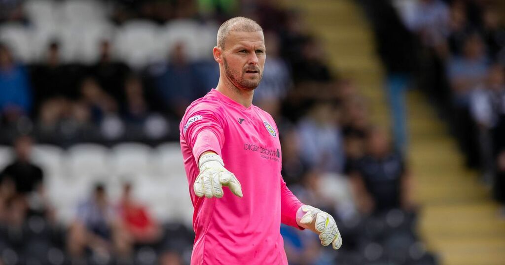 St Mirren keeper Trevor Carson revels in busy…