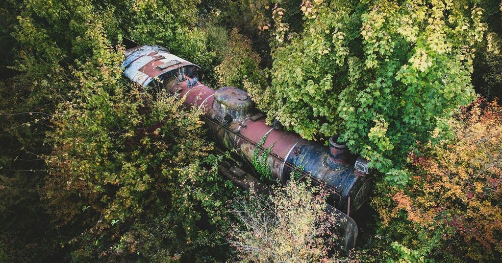 Ghostly abandoned train found deep in the British…