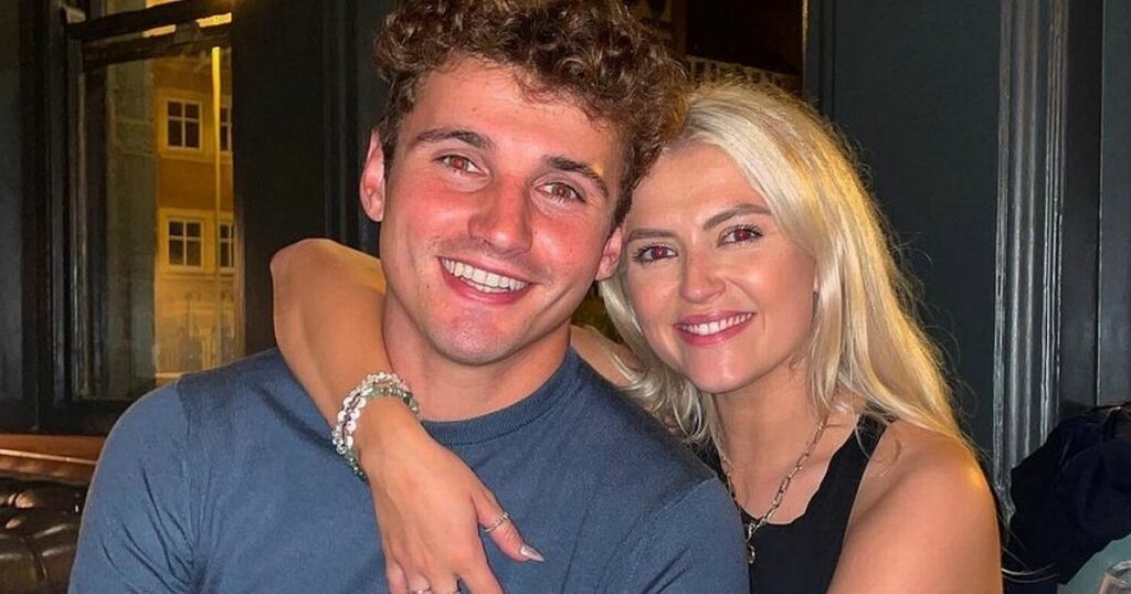 Coronation Street star Lucy Fallon shows off baby bump…