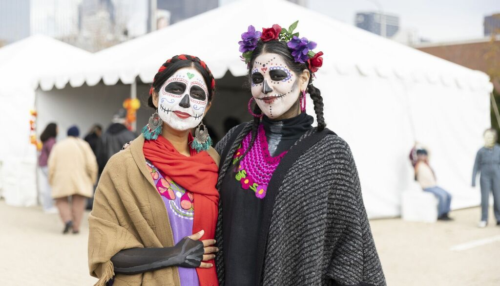 Maxwell Street Market celebrates Halloween, Día de los…