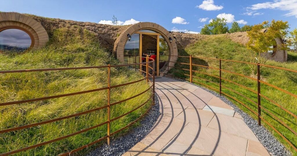 The underground 'rabbit warren' with outdoor bath…