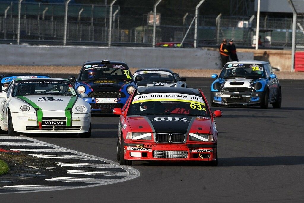 Routec Racing and RAW Motorsports come out on top in…
