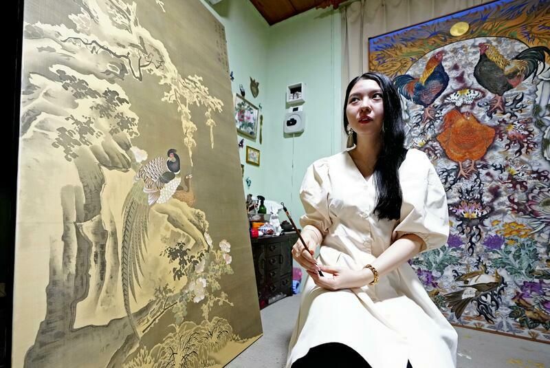 Artist re-creates Shuri Castle painting
