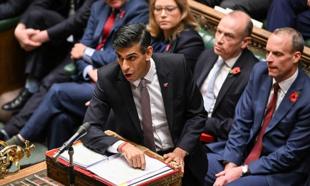 Rishi Sunak the vanishing man zones out in PMQs pasting Rishi Sunak the vanishing man zones out in PMQs pasting