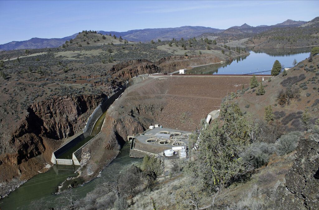 US to demolish four dams in river restoration effort