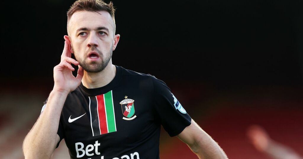 Conor McMenamin in shock return as Glentoran provide…