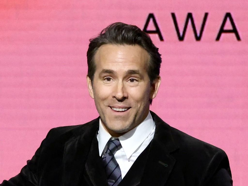 Ryan Reynolds sends good luck message to Wales World…
