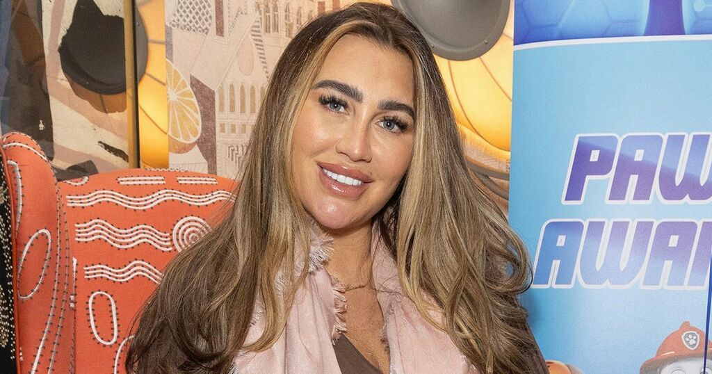 Lauren Goodger wants to be a 'curvy size 10' and plans…