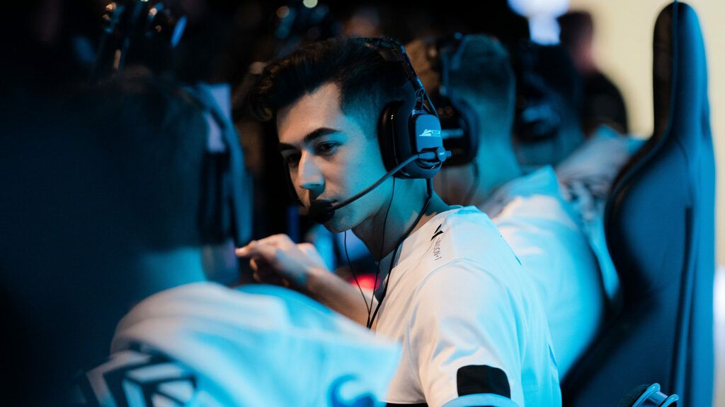 Call of Duty star ‘Attach’ talks fitness, nerves, and…