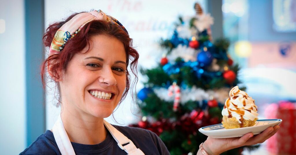Nottinghamshire chippy serves up Christmas feast
