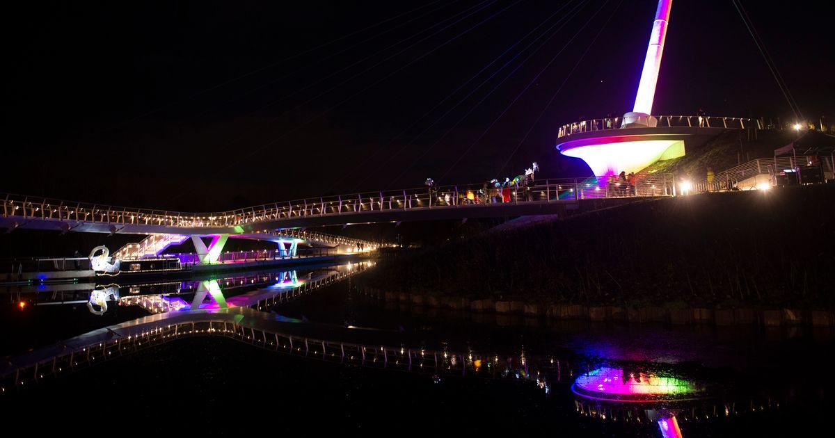New Glasgow Stockingfield Bridge launches with light…