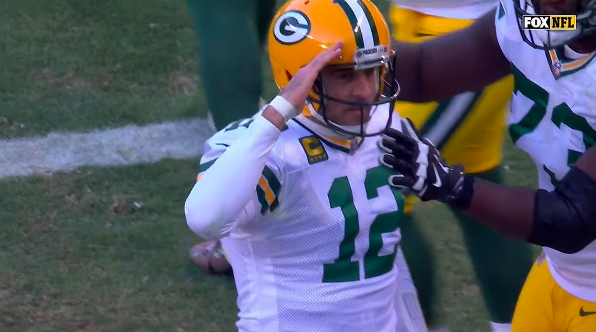 Aaron Rodgers led a comeback victory over the Bears,…