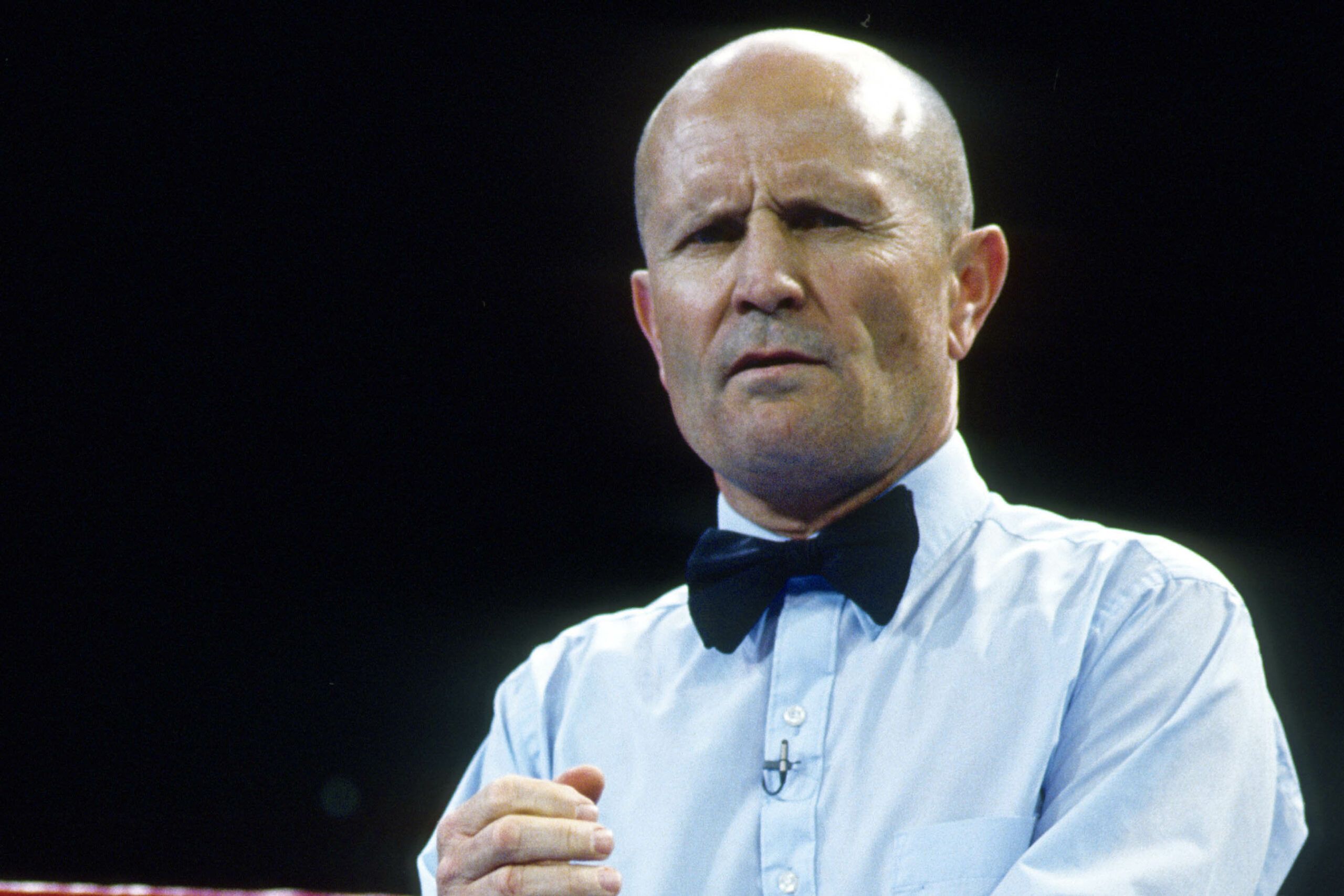 Iconic boxing referee Mills Lane dies at 85