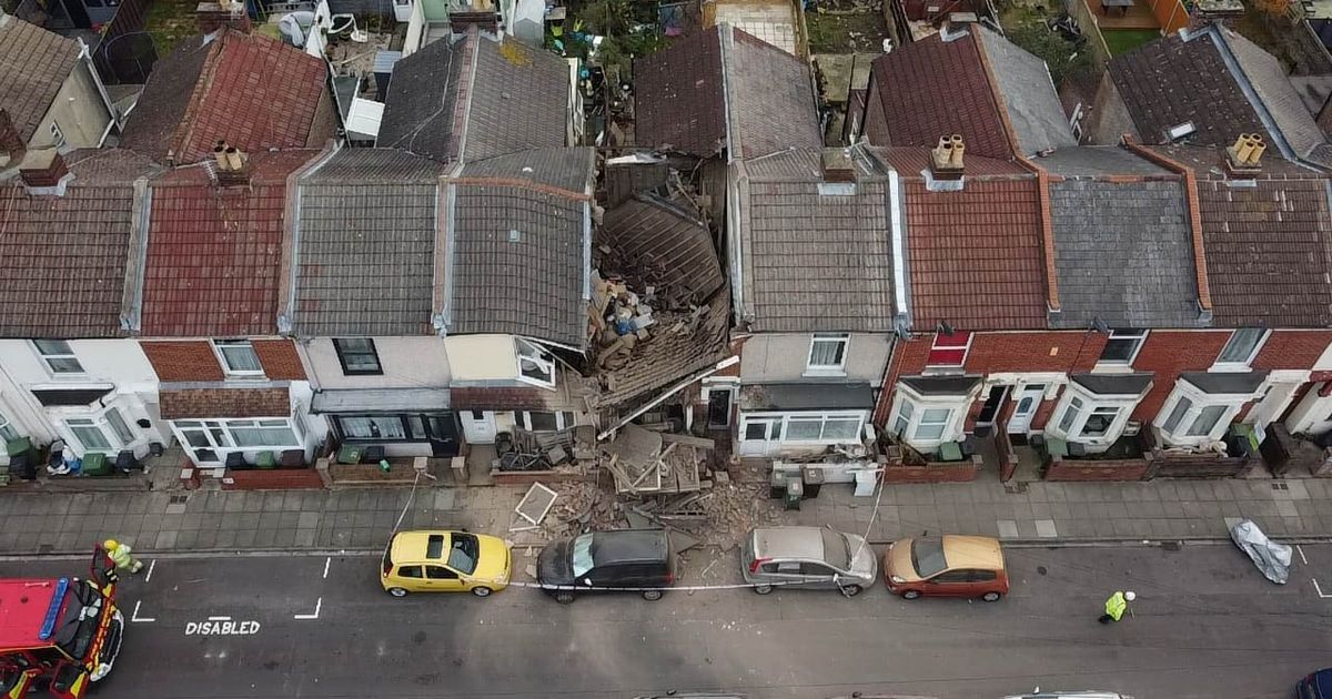 House COLLAPSES sparking mass evacuation of street as…